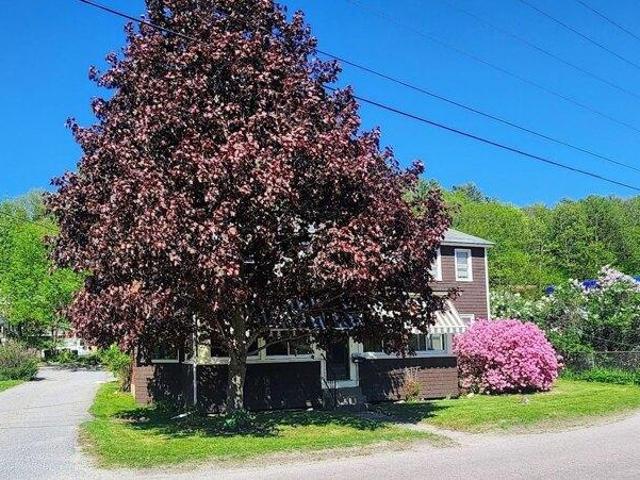 house with 5 bedroom, Waterbury VT ES104903420