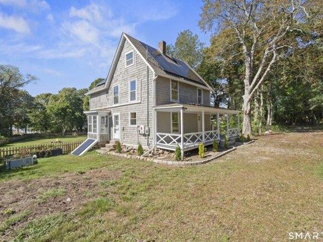 house with 5 bedroom, Waterford CT DLS103073751
