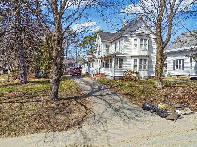 house with 5 bedroom, Waterville ME ES103887654