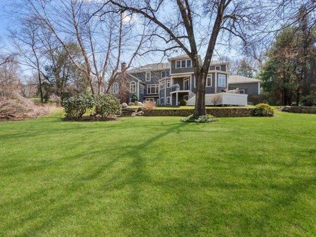 house with 5 bedroom, Wayland MA DS102592932
