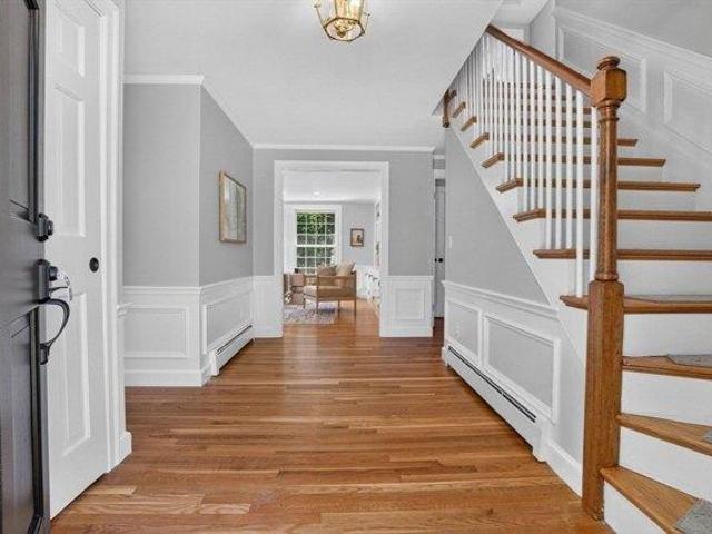 house with 5 bedroom, Wayland MA ES105122883