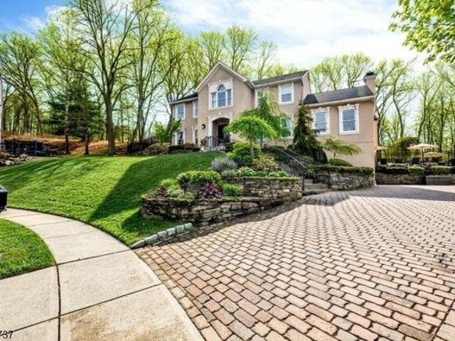 house with 5 bedroom, Wayne NJ DLS101705044