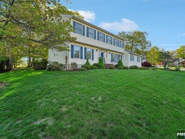 house with 5 bedroom, Wayne NJ DS102707644