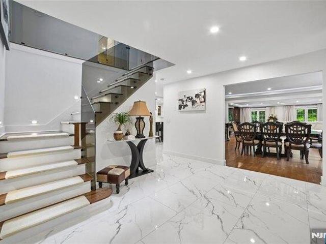 house with 5 bedroom, Wayne NJ ES103665199