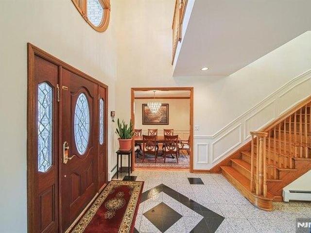 house with 5 bedroom, Wayne NJ ES103619907