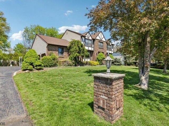 house with 5 bedroom, Wayne NJ ES104189184