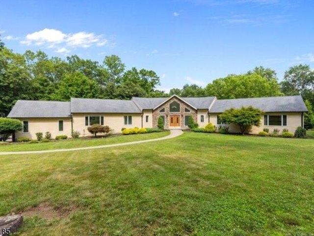 house with 5 bedroom, Wayne NJ ES104569009