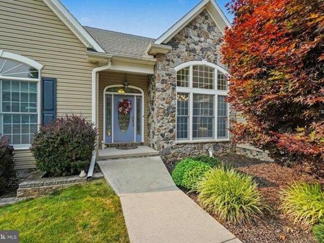 house with 5 bedroom, Waynesboro PA ES104900717