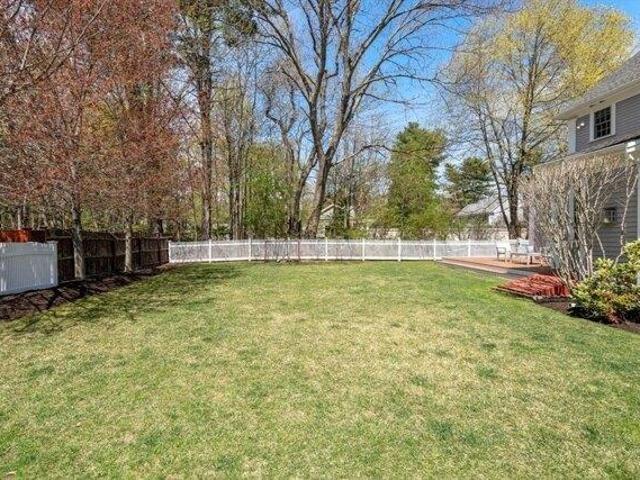 house with 5 bedroom, Wellesley MA DLS101856163