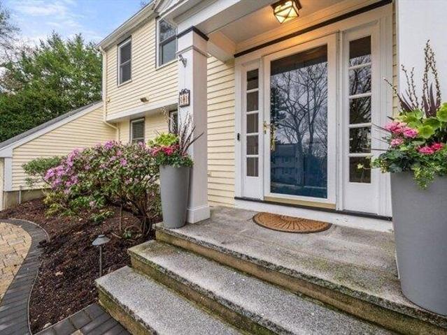 house with 5 bedroom, Wellesley MA DLS102369511