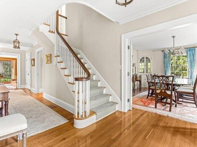 house with 5 bedroom, Wellesley MA DLS103016230