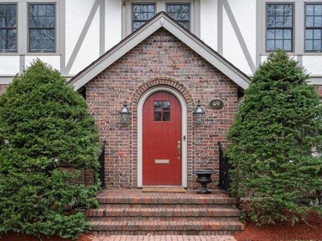 house with 5 bedroom, Wellesley MA DS102118499