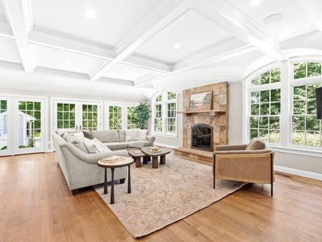 house with 5 bedroom, Wellesley MA DS103017321