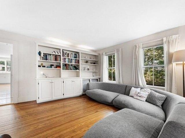 house with 5 bedroom, Wellesley MA ES102827710