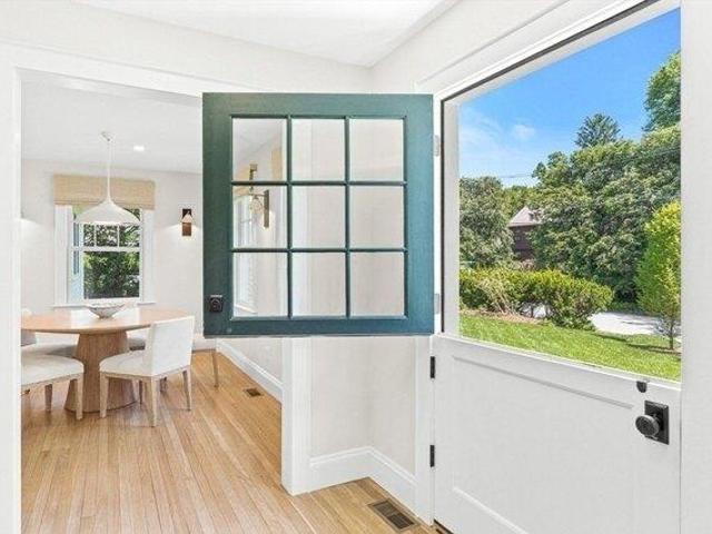 house with 5 bedroom, Wellesley MA ES103442787
