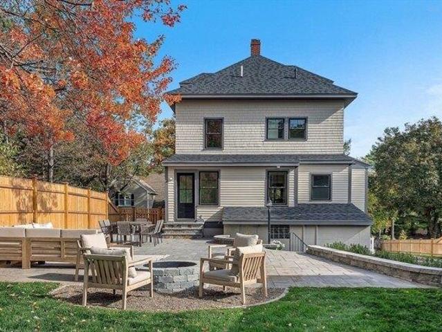 house with 5 bedroom, Wellesley MA ES103666117