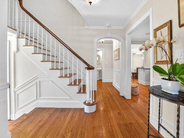 house with 5 bedroom, Wellesley MA ES103017313