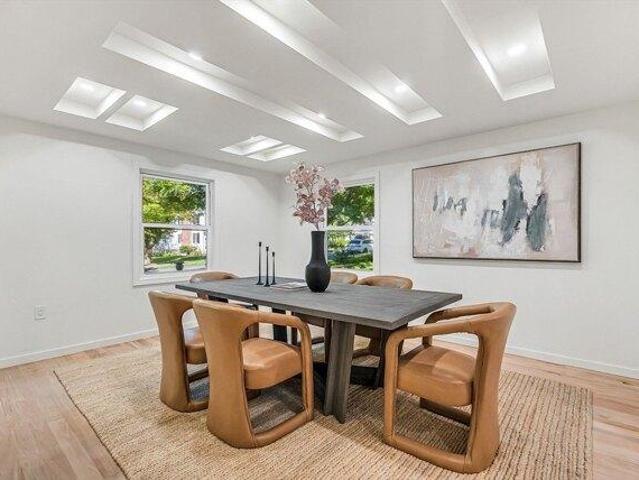 house with 5 bedroom, Wellesley MA ES103187036