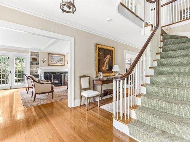 house with 5 bedroom, Wellesley MA ES104719783