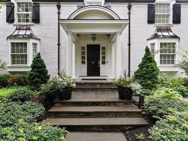 house with 5 bedroom, Wellesley MA ES105441144