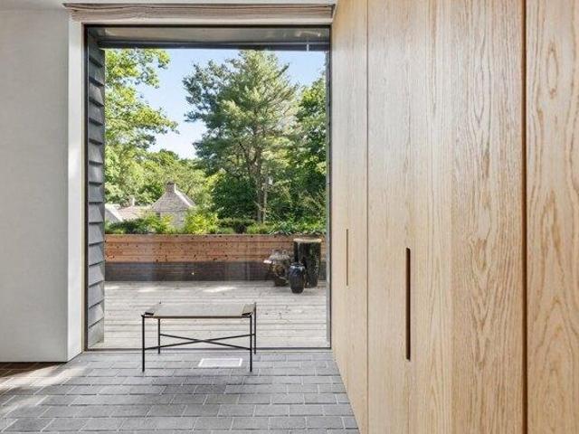 house with 5 bedroom, Wellesley MA ES105350344