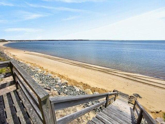 house with 5 bedroom, Wellfleet MA DS102256272