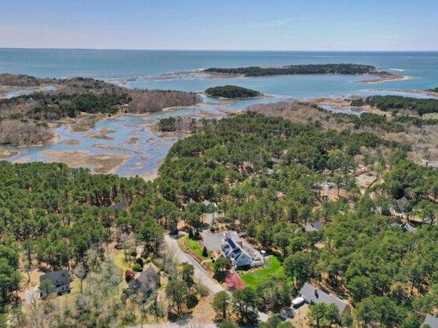 house with 5 bedroom, Wellfleet MA ES104192265