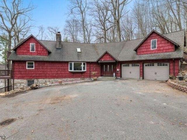 house with 5 bedroom, West Milford NJ DS102727682