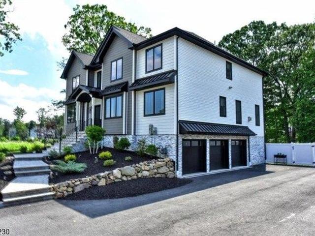house with 5 bedroom, West Milford NJ DS103666741