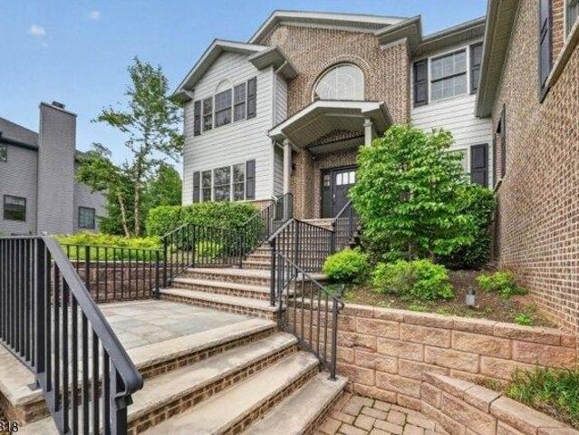 house with 5 bedroom, West Orange NJ DS104262913