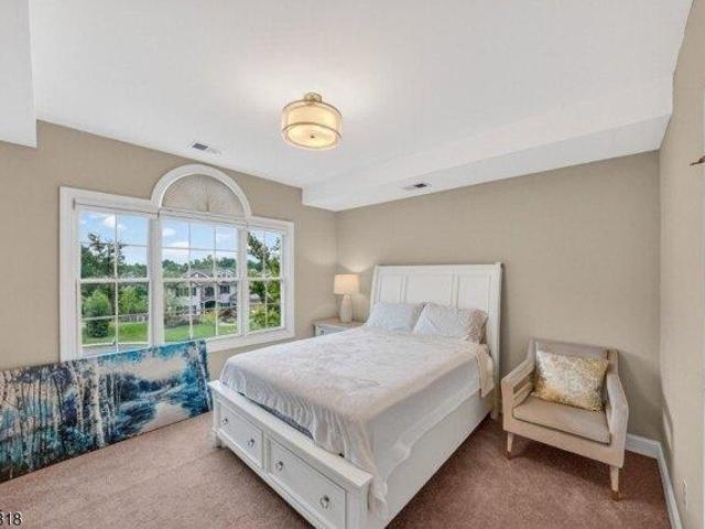 house with 5 bedroom, West Orange NJ ES103437706