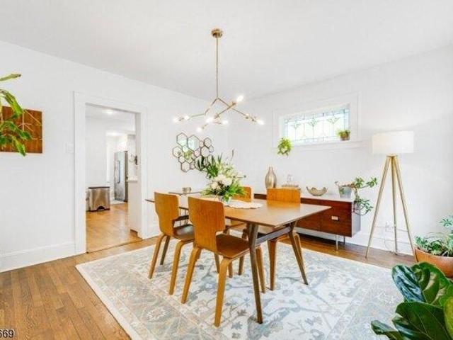 house with 5 bedroom, West Orange NJ ES104376105