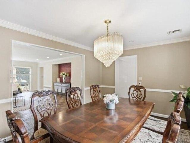 house with 5 bedroom, West Orange NJ ES105207673