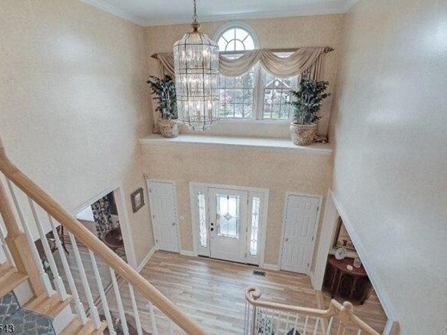 house with 5 bedroom, West Caldwell NJ DS103160370