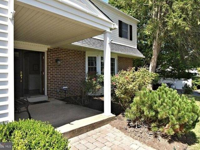 house with 5 bedroom, West Chester PA ES104899218