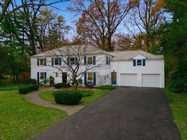 house with 5 bedroom, West Hartford CT DLS101707210