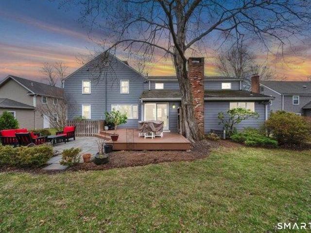 house with 5 bedroom, West Hartford CT DLS102064243