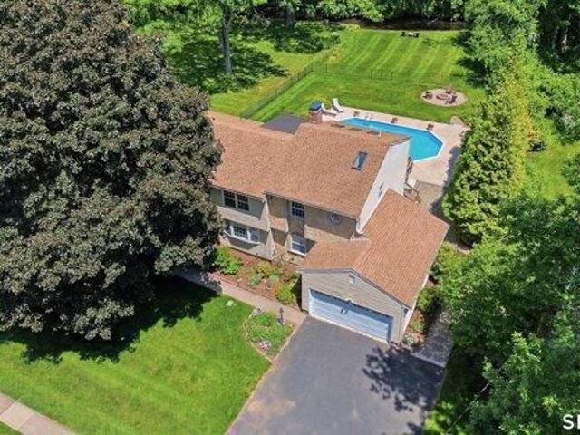 house with 5 bedroom, West Hartford CT DS104191806