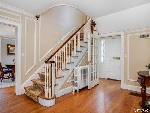 house with 5 bedroom, West Hartford CT DS102477244