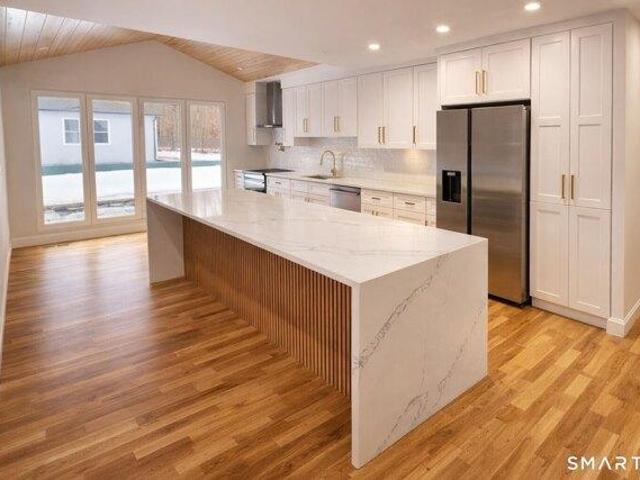 house with 5 bedroom, West Hartford CT DS102825269