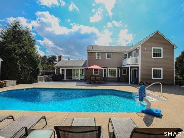 house with 5 bedroom, West Hartford CT ES105105262