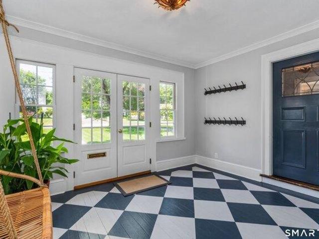 house with 5 bedroom, West Hartford CT ES105105516