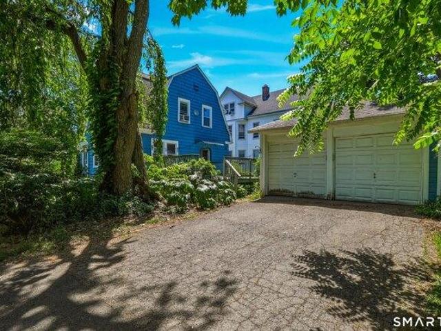 house with 5 bedroom, West Hartford CT ES105156011