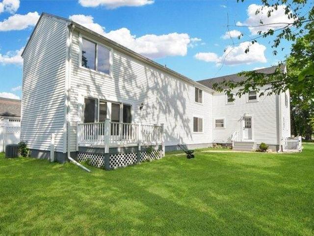 house with 5 bedroom, West Hartford CT ES103665282