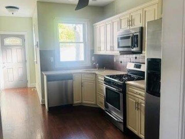 house with 5 bedroom, West Haven CT ES103099105
