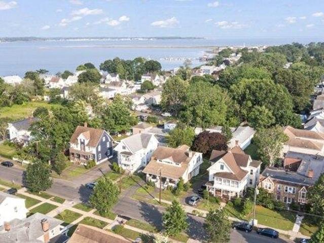 house with 5 bedroom, West Haven CT ES103435000