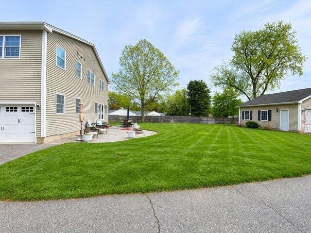 house with 5 bedroom, West Springfield MA DLS102923050