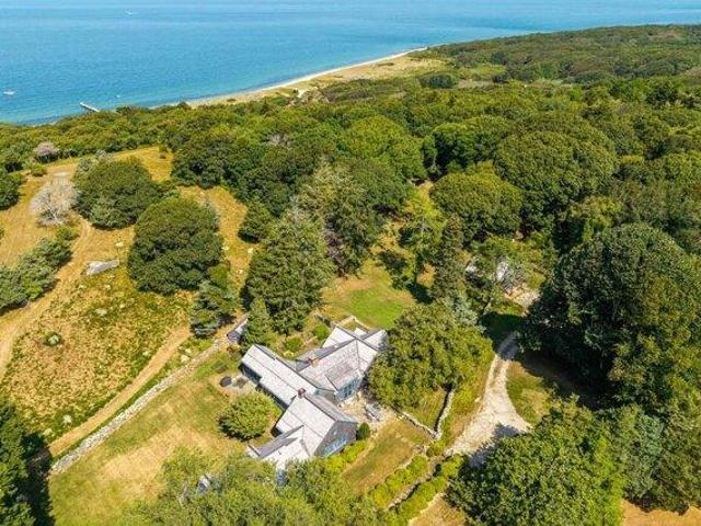 house with 5 bedroom, West Tisbury MA ES105156828
