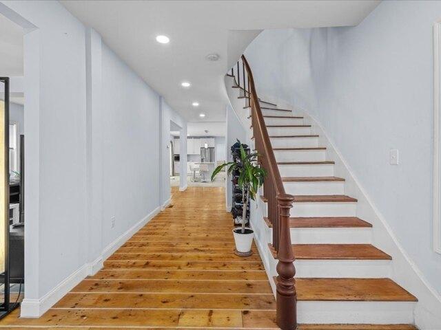 house with 5 bedroom, Westborough MA ES103098570