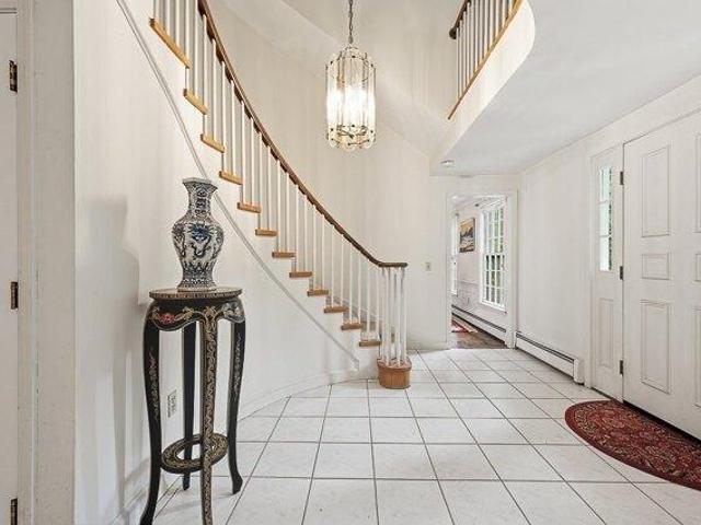 house with 5 bedroom, Westborough MA ES104788848